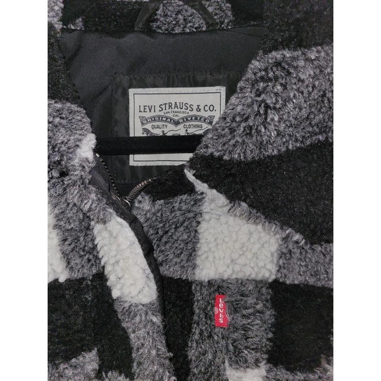 Levi's Sherpa jacket Fully lined body, arms and... - Depop