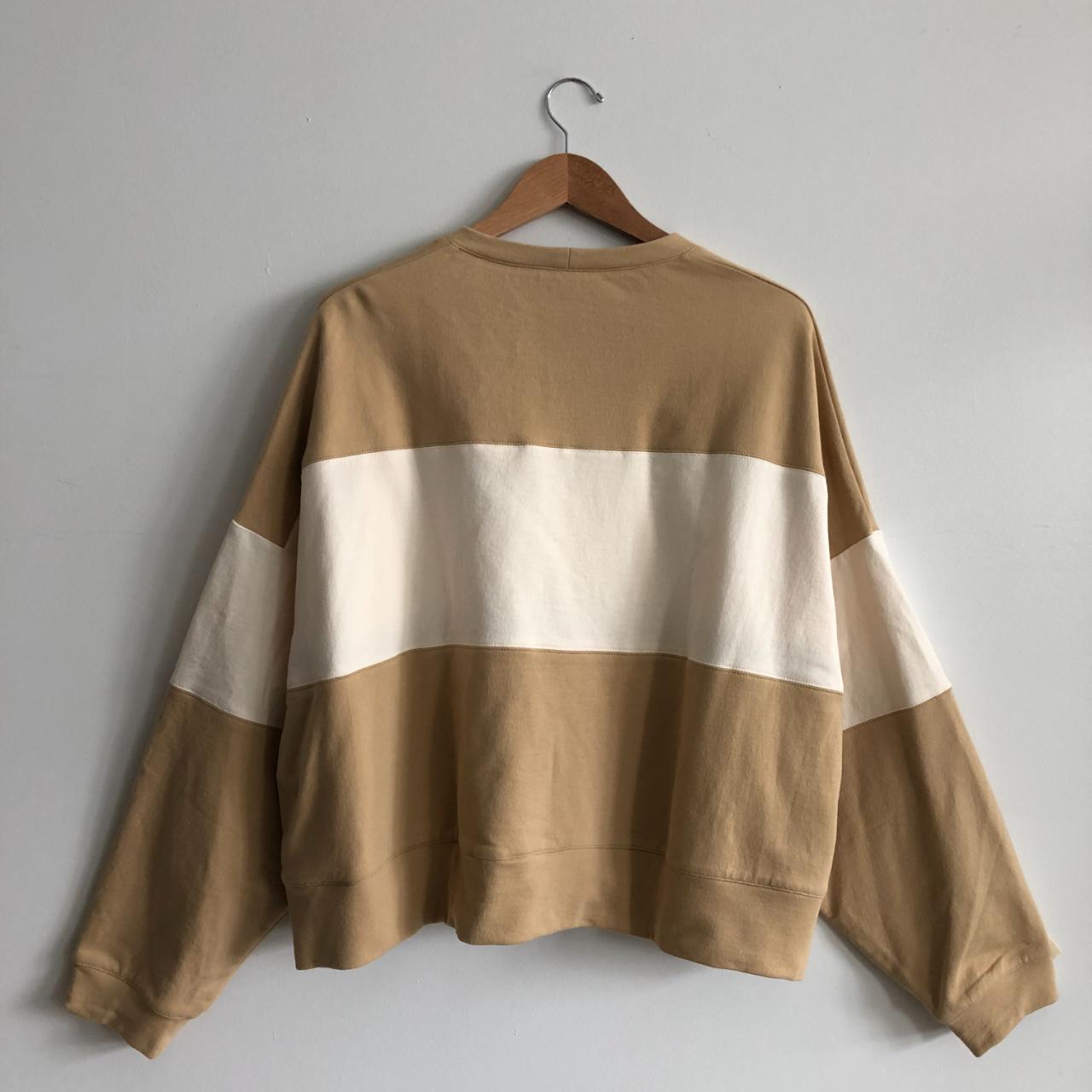 Women's Tan and White Sweatshirt | Depop