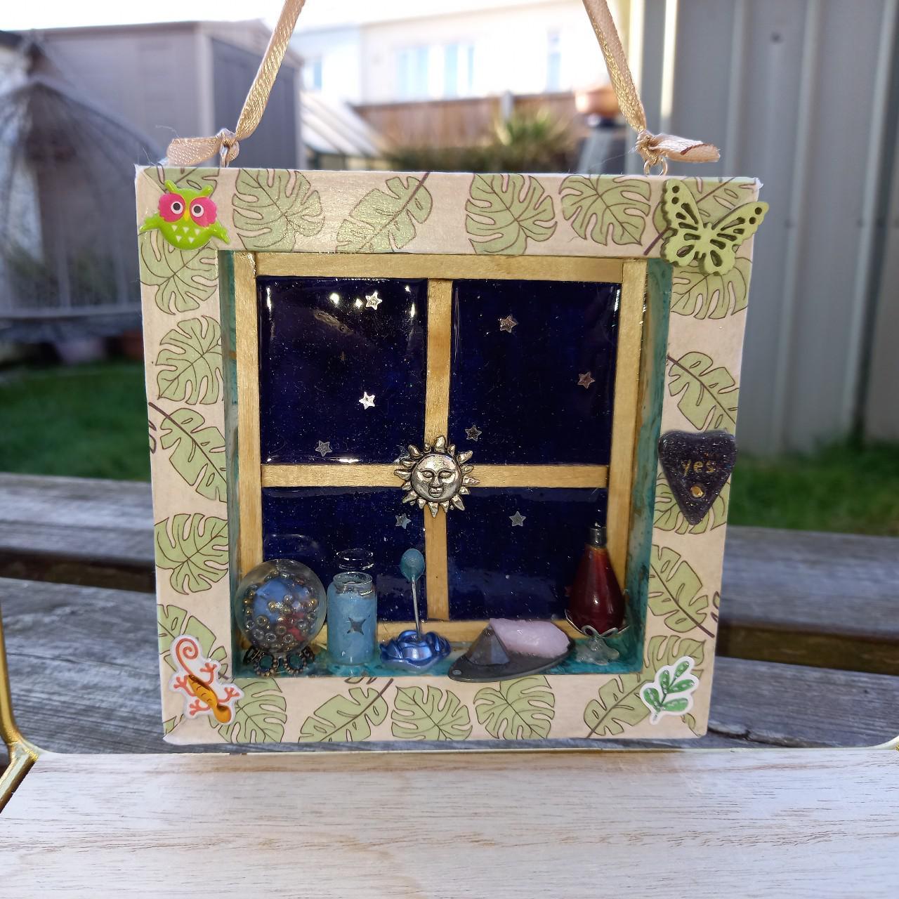 3D window box To hang up and display a little... - Depop