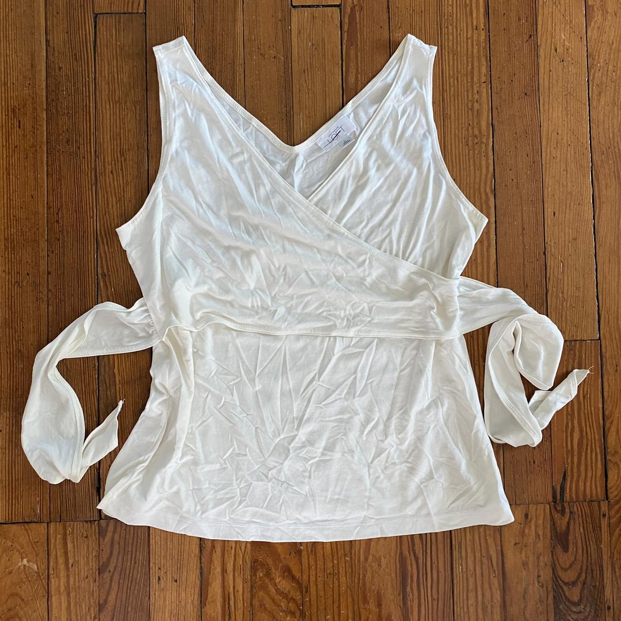 Sleeveless summer top cream color size large Ann... - Depop