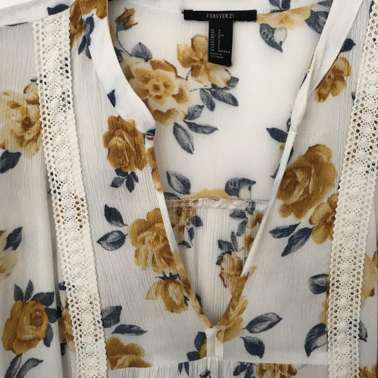 Forever 21 bell sleeve long sleeve dress - Depop