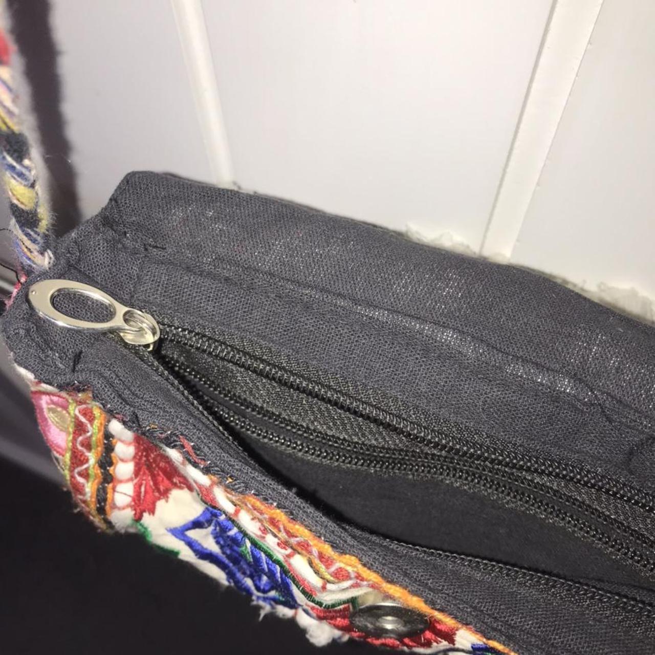 Embroiled cross-body/over the shoulder bag Zip... - Depop