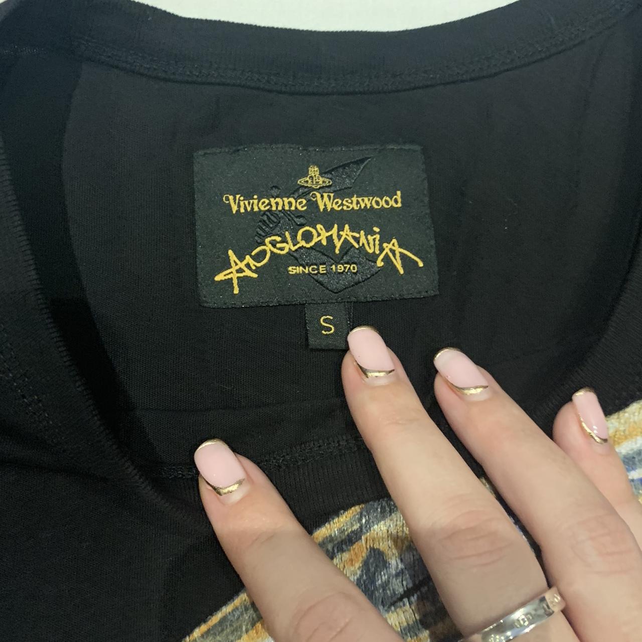 Vivienne Westwood orb T-shirt Worn a few times but... - Depop