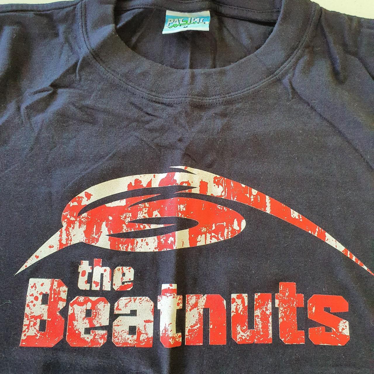 Men's Black and Red T-shirt | Depop