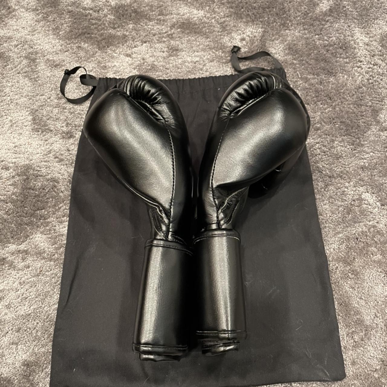 Fly Superloop X Boxing Gloves 14oz - black and... - Depop