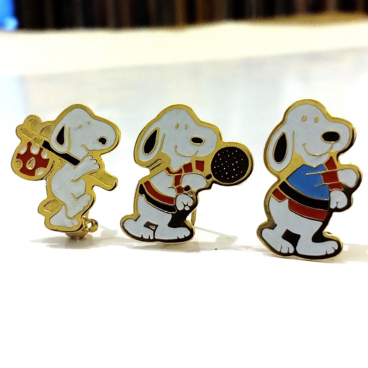 6 original Snoopy badges All new in original clear... - Depop