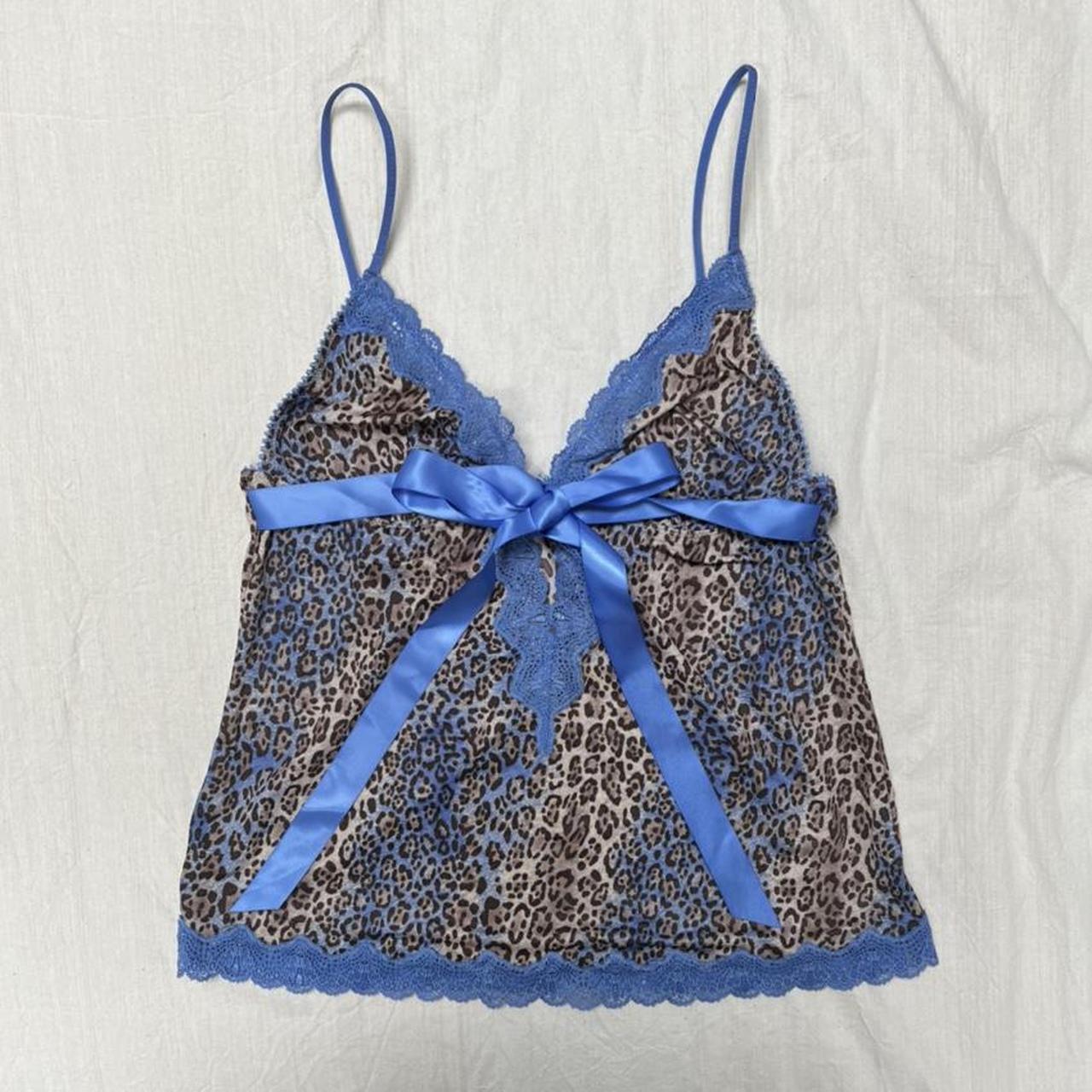 Lacy cami set ombre animal print keyhole detail... - Depop
