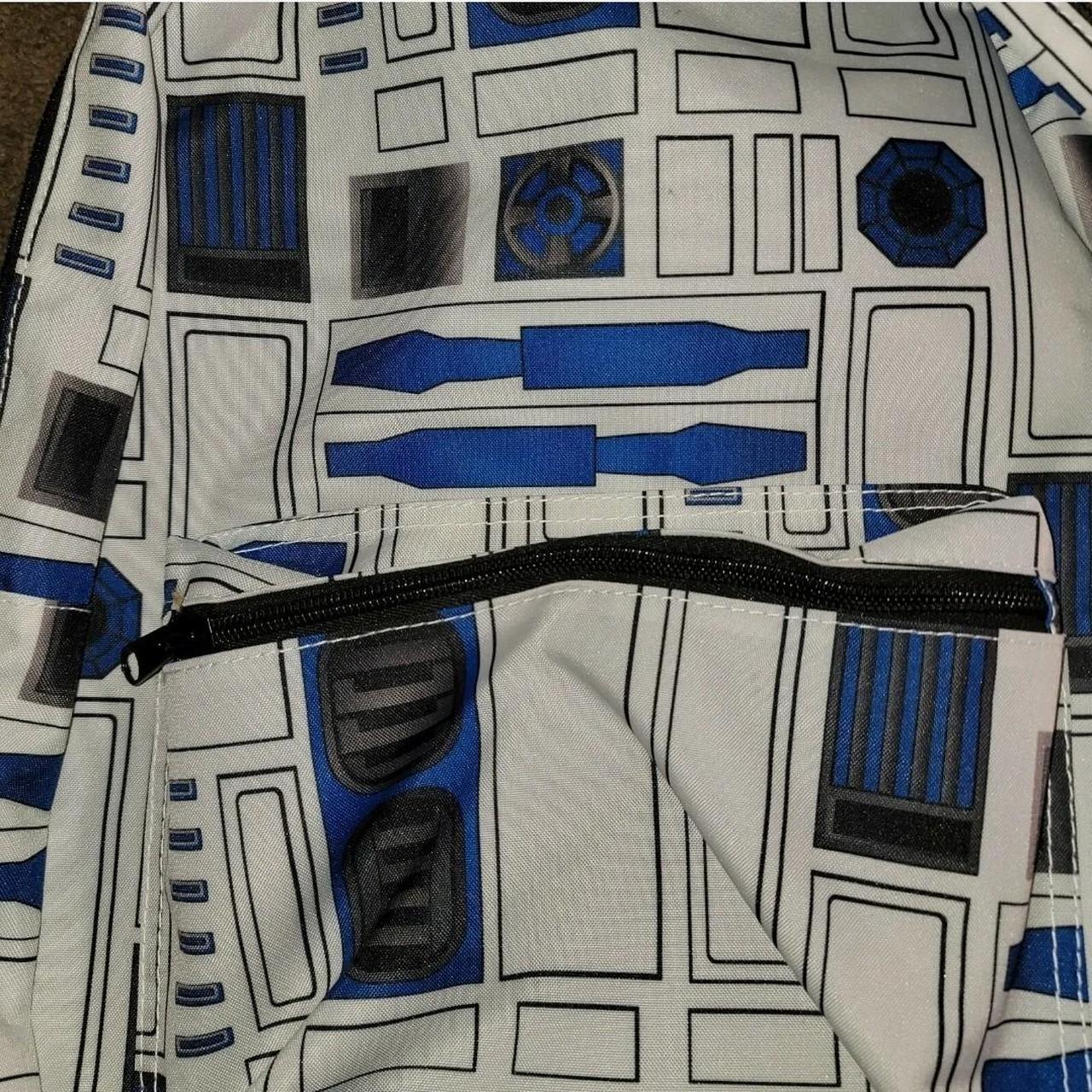 R2-D2 Starwars BackPack NEW Disney starwars... - Depop