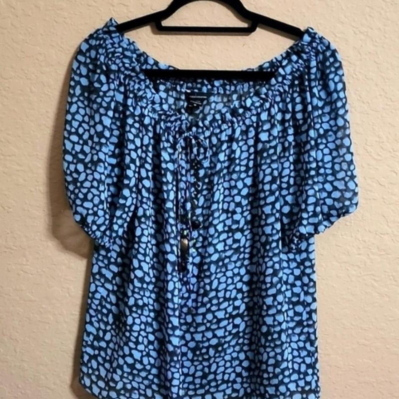 Cute Short Sleeve Top by MODA International with... - Depop