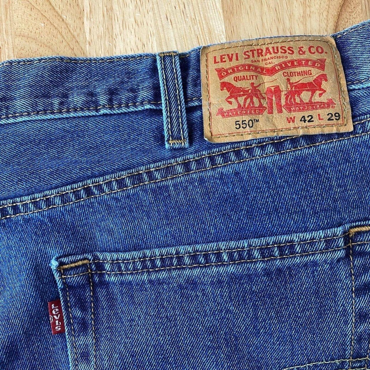 Levis 550 Relaxed Fit Tapered Men's 42 x 29 Medium... - Depop