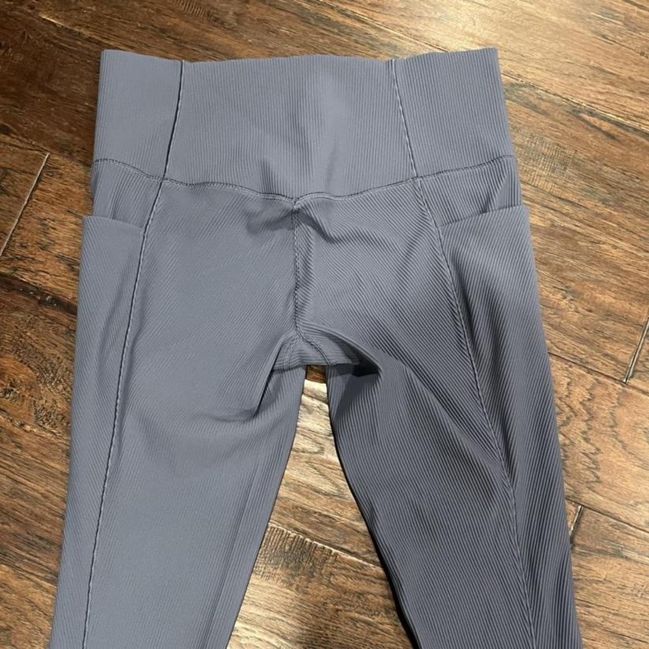 Athleta leggings High rise 7/8 tight please no... - Depop