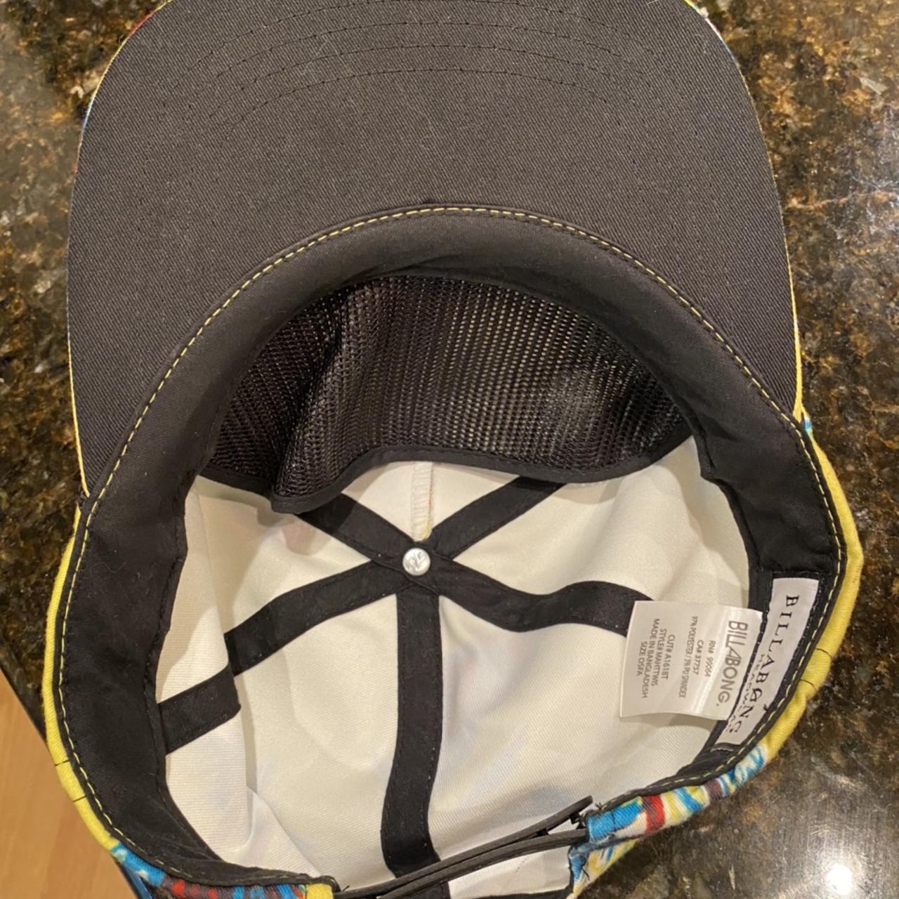 Billabong hat . Hawaiian wave pattern snap back... - Depop