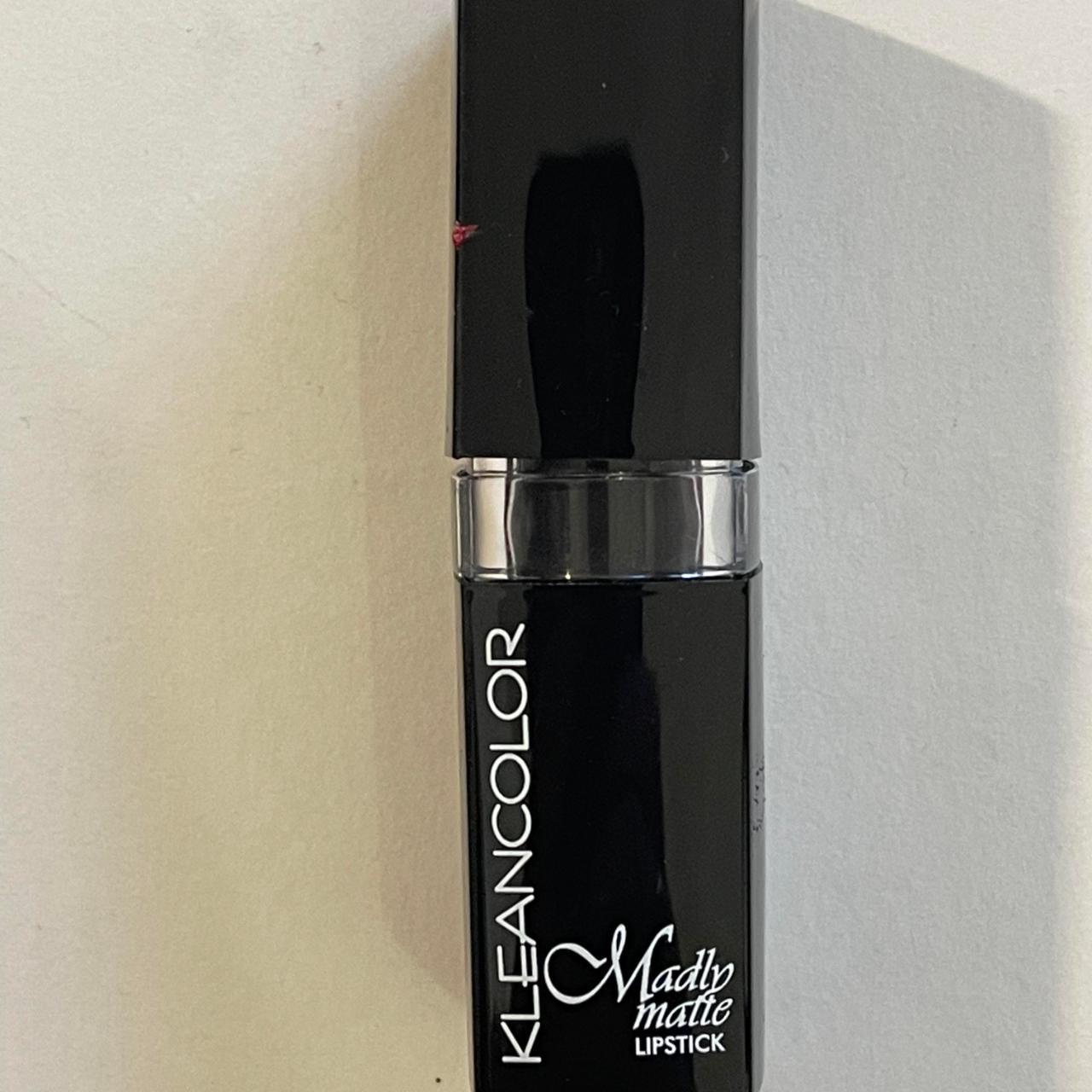 multi Makeup | Depop