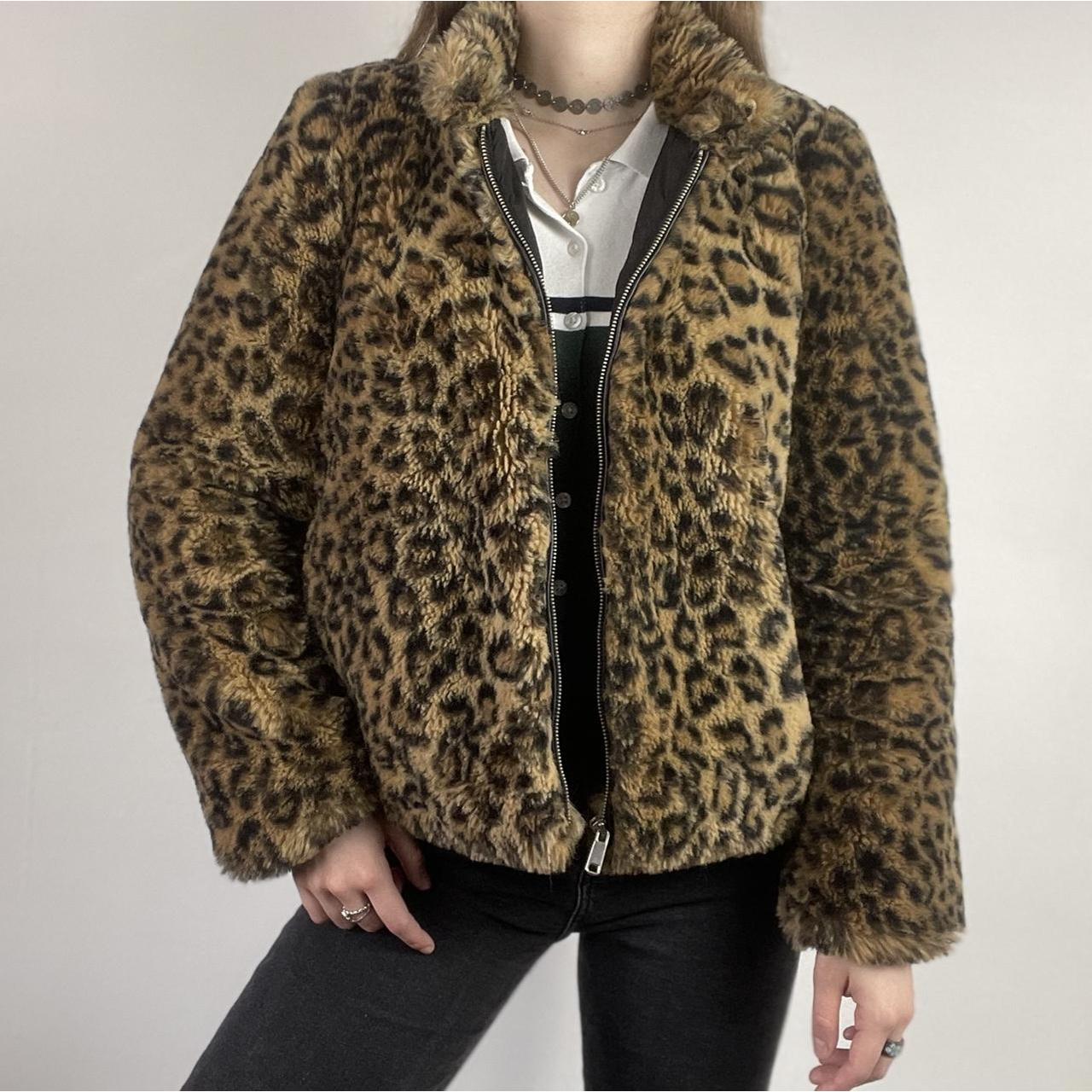 Zara Leopard Print Faux Fur Jacket🐆 🐆super soft and... - Depop