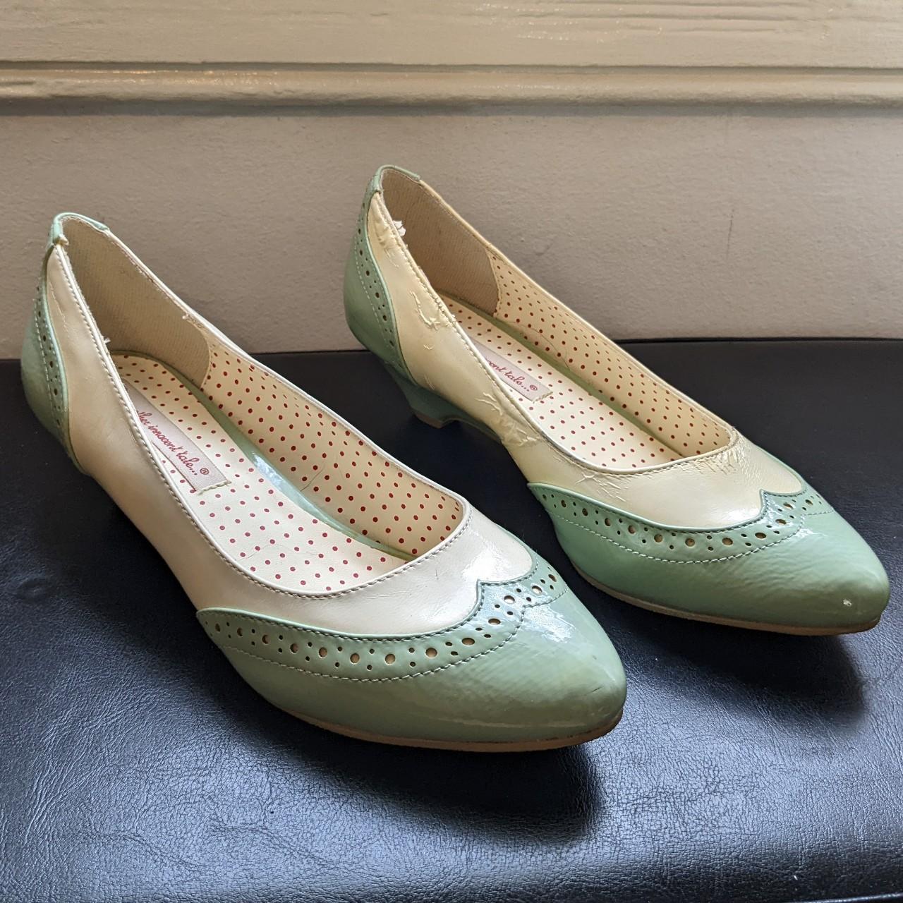 ModCloth Women's Green and Cream Courts | Depop