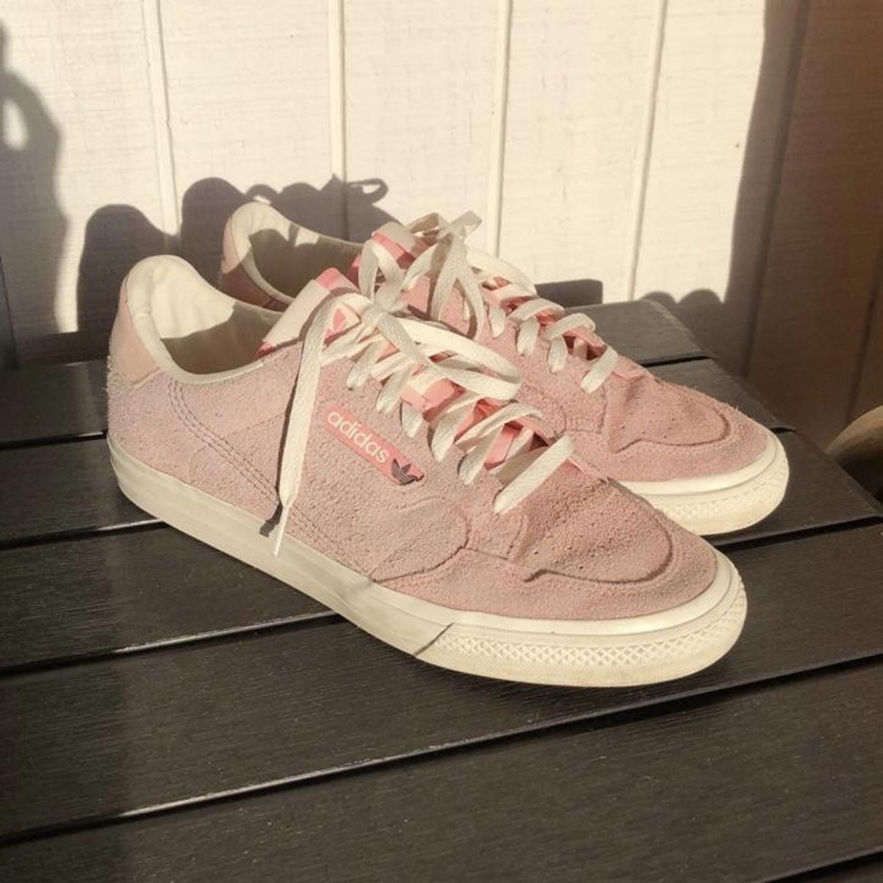 Adidas Women's Pink Trainers | Depop