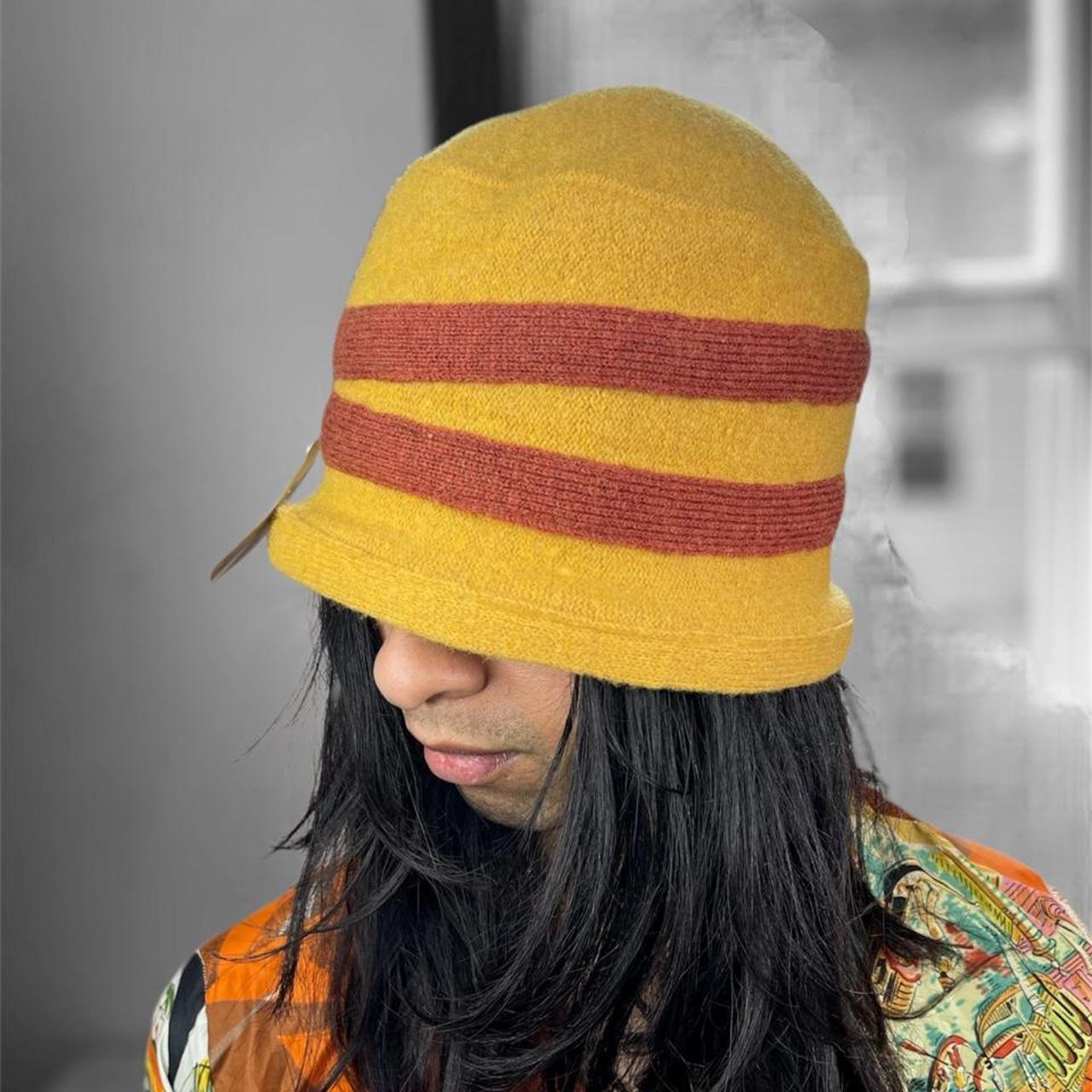 Y2K Vintage 70s Bucket Hat Knit Crochet . .100% Wool... - Depop