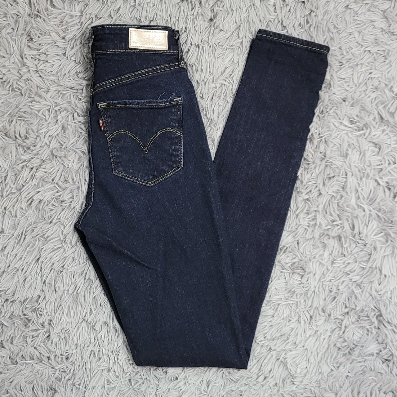 Silver tag Please message before buying 💕 #levis... - Depop