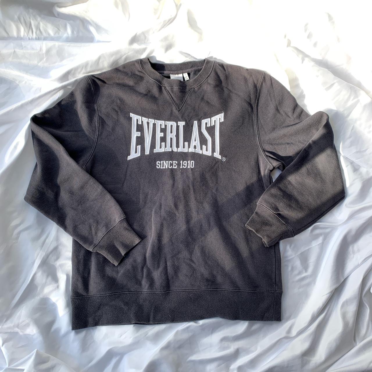 Everlast sweater! Worn a few times x - Depop