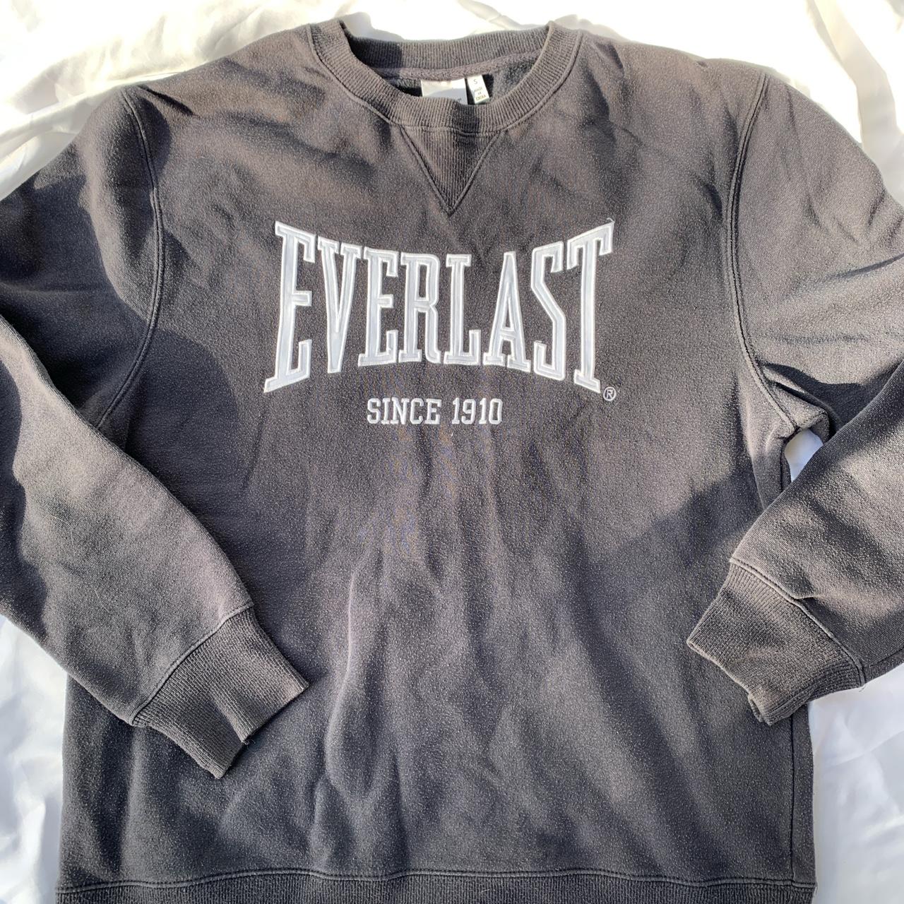 Everlast sweater! Worn a few times x - Depop