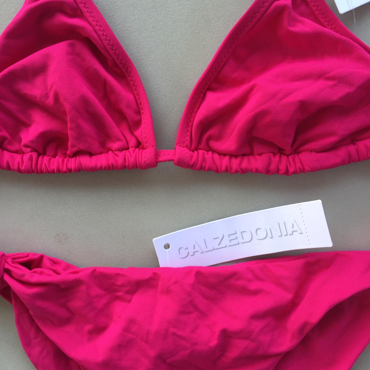 💥PROMO €10💥 Bikini Calzedonia tg 2 fuxia magenta... - Depop