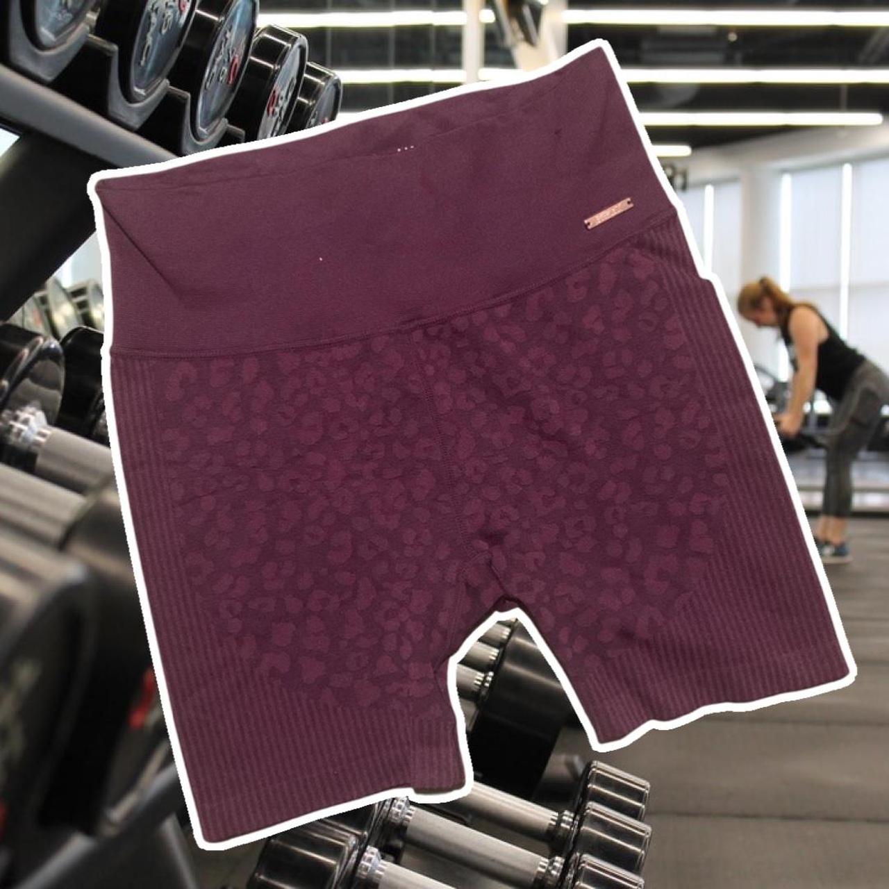 Everlast drifit gym shorts Moving overseas and... - Depop