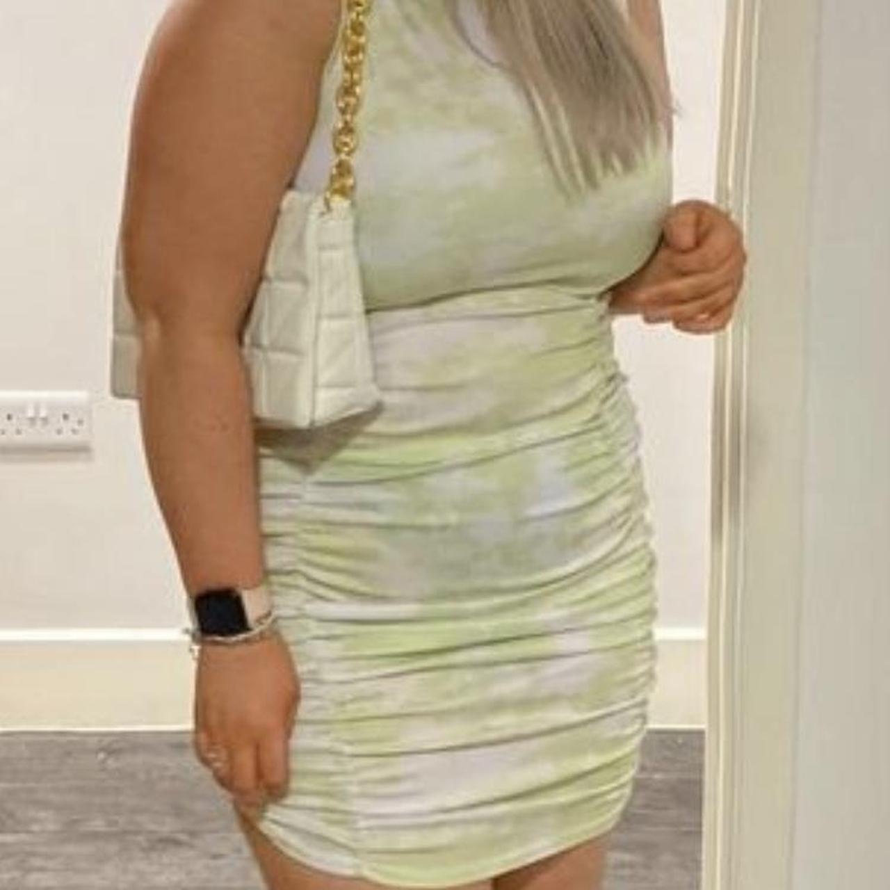 PrettyLittleThing Women's Dress | Depop