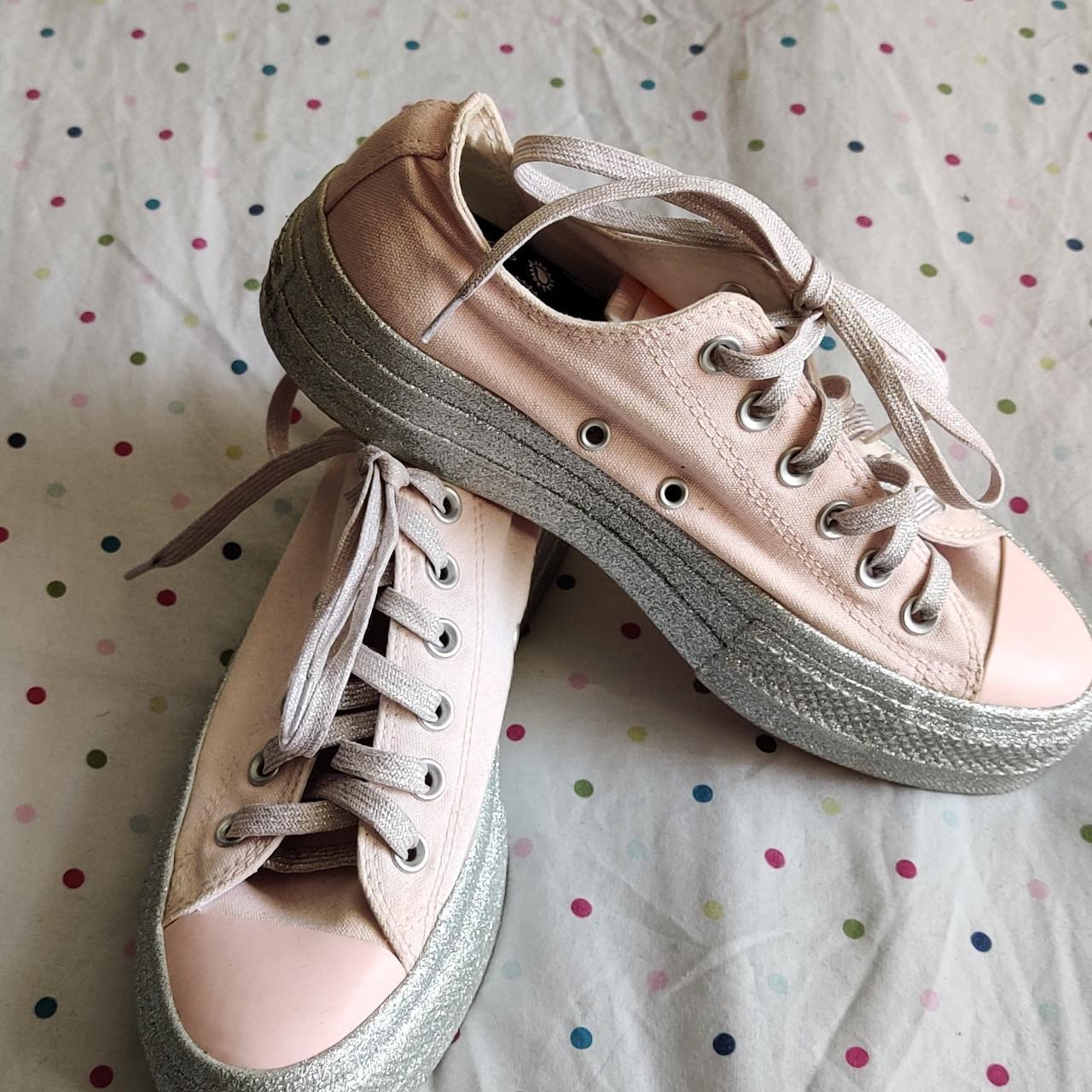 Converse Mickey/Minnie mouse platform trainers size... - Depop