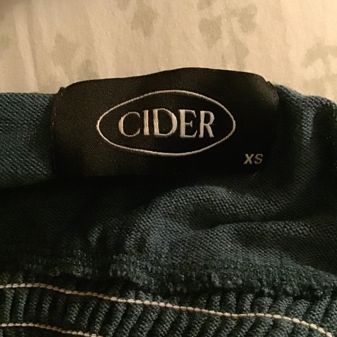 Cute Cider top! XS. ok ok ok I haven’t worn this... - Depop