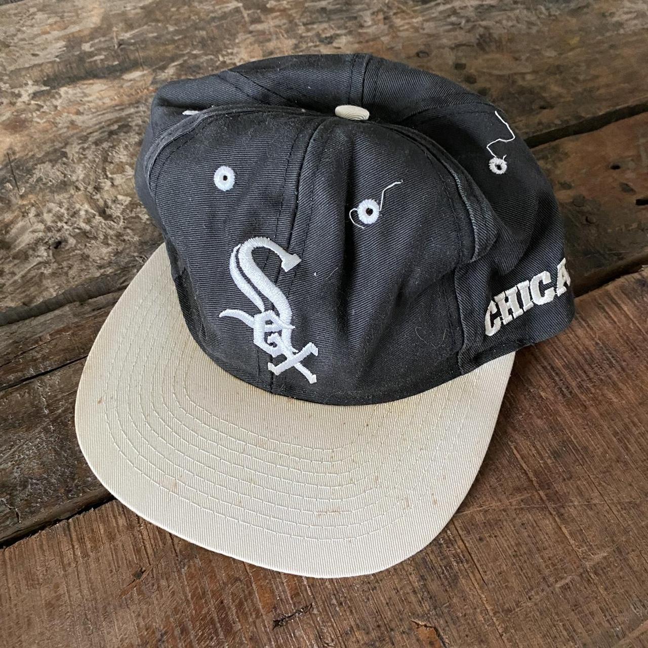 Vintage Chicago White Sox MLB SnapBack baseball cap... - Depop