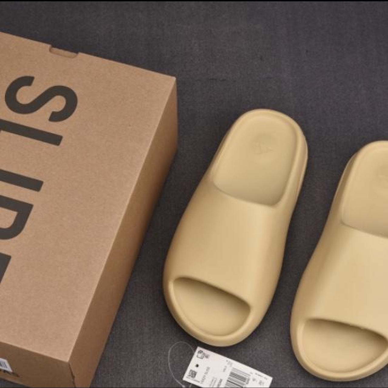 Yeezy Women's Tan Slides | Depop