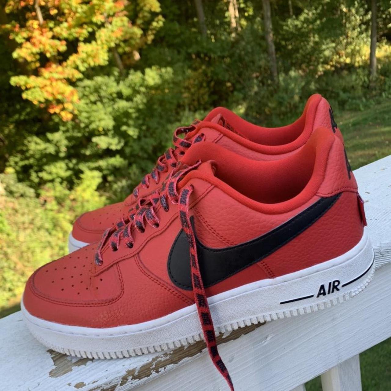 Nike Men's Red and Black Trainers | Depop