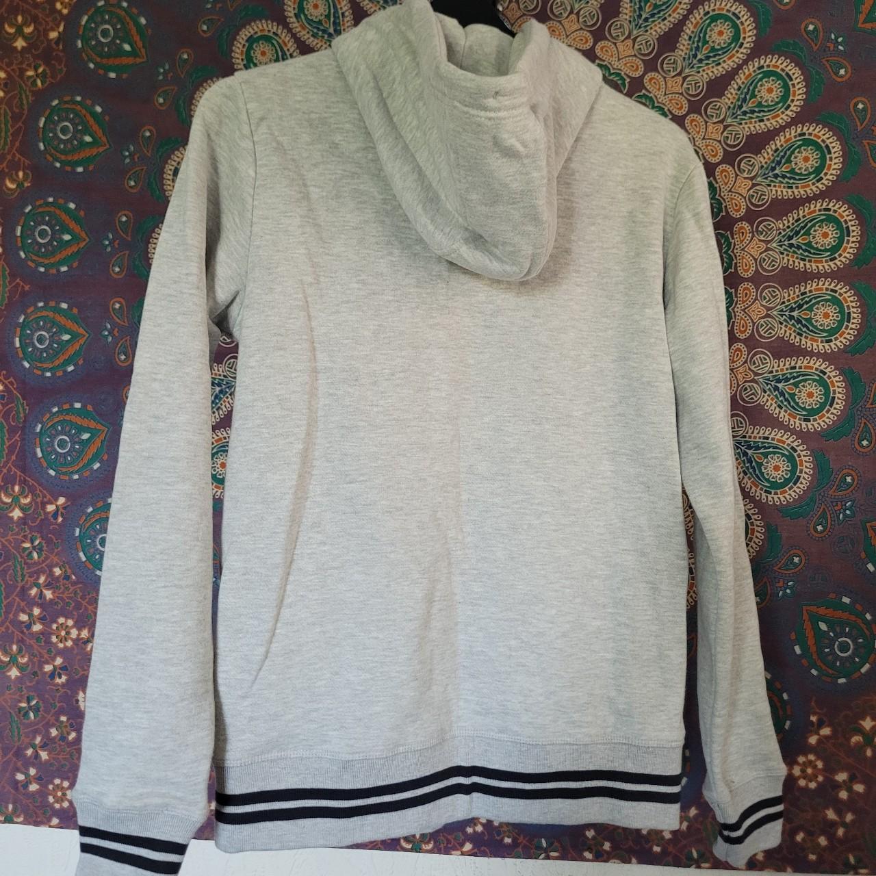 Soul Cal Men's Grey and White Hoodie | Depop