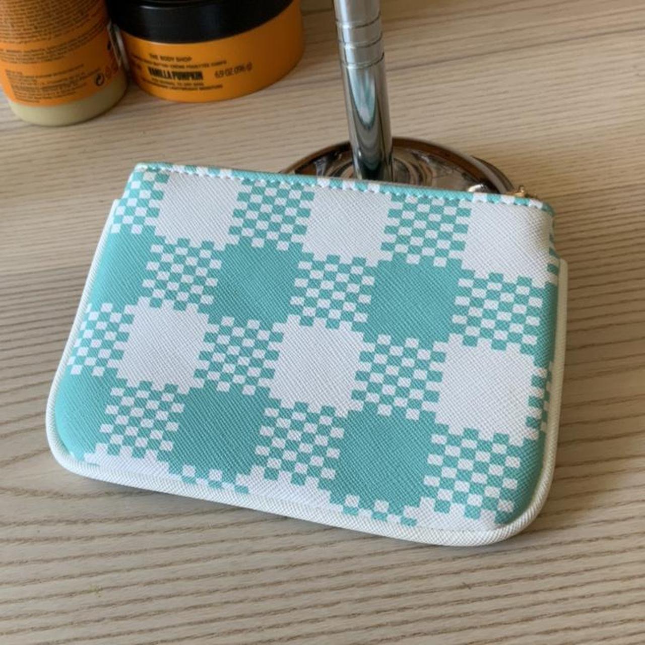 Cute little coin purse by Colette 💕💕 #colette #purse... - Depop
