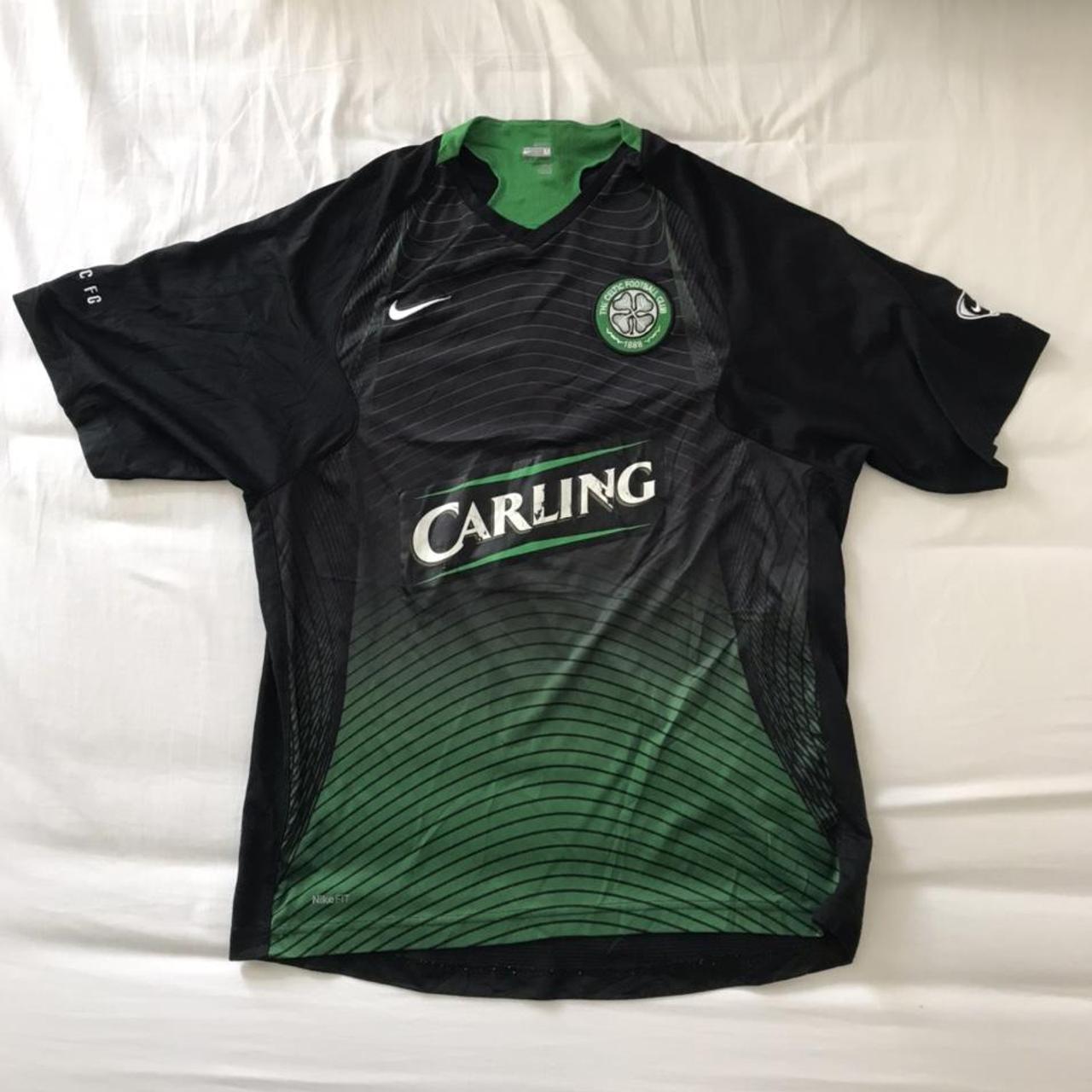 Celtic FC Training top - 2006-08 (not 100% certain... - Depop