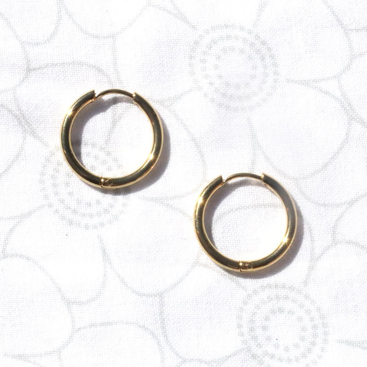 18MM HOOPS! 100% STAINLESS STEEL; HYPOALLERGENIC,... - Depop