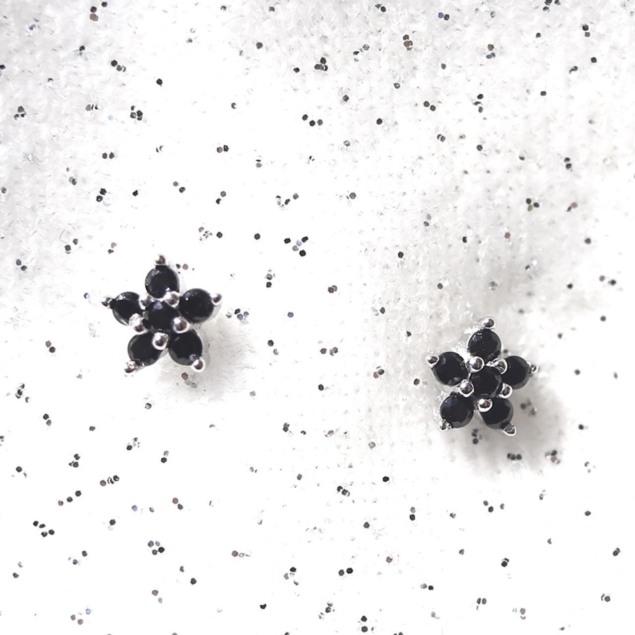 Five Pointed Flower Studs! Studs are 100% 925... - Depop