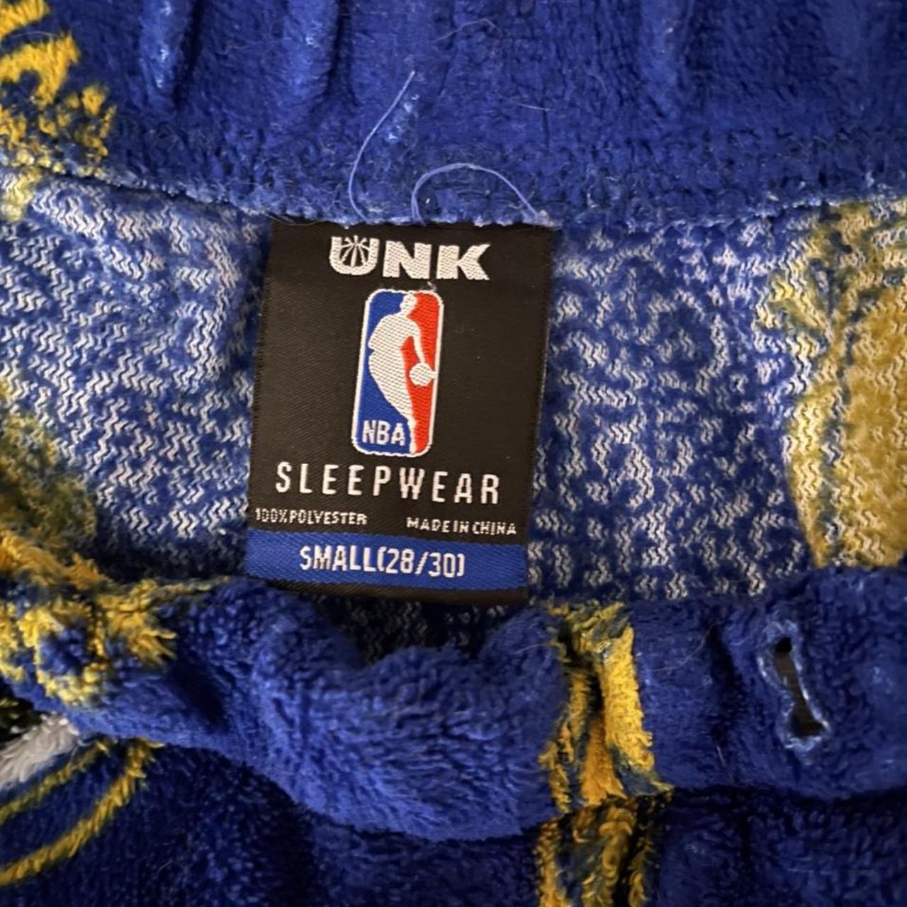 Nike Women's Blue and Yellow Pajamas | Depop