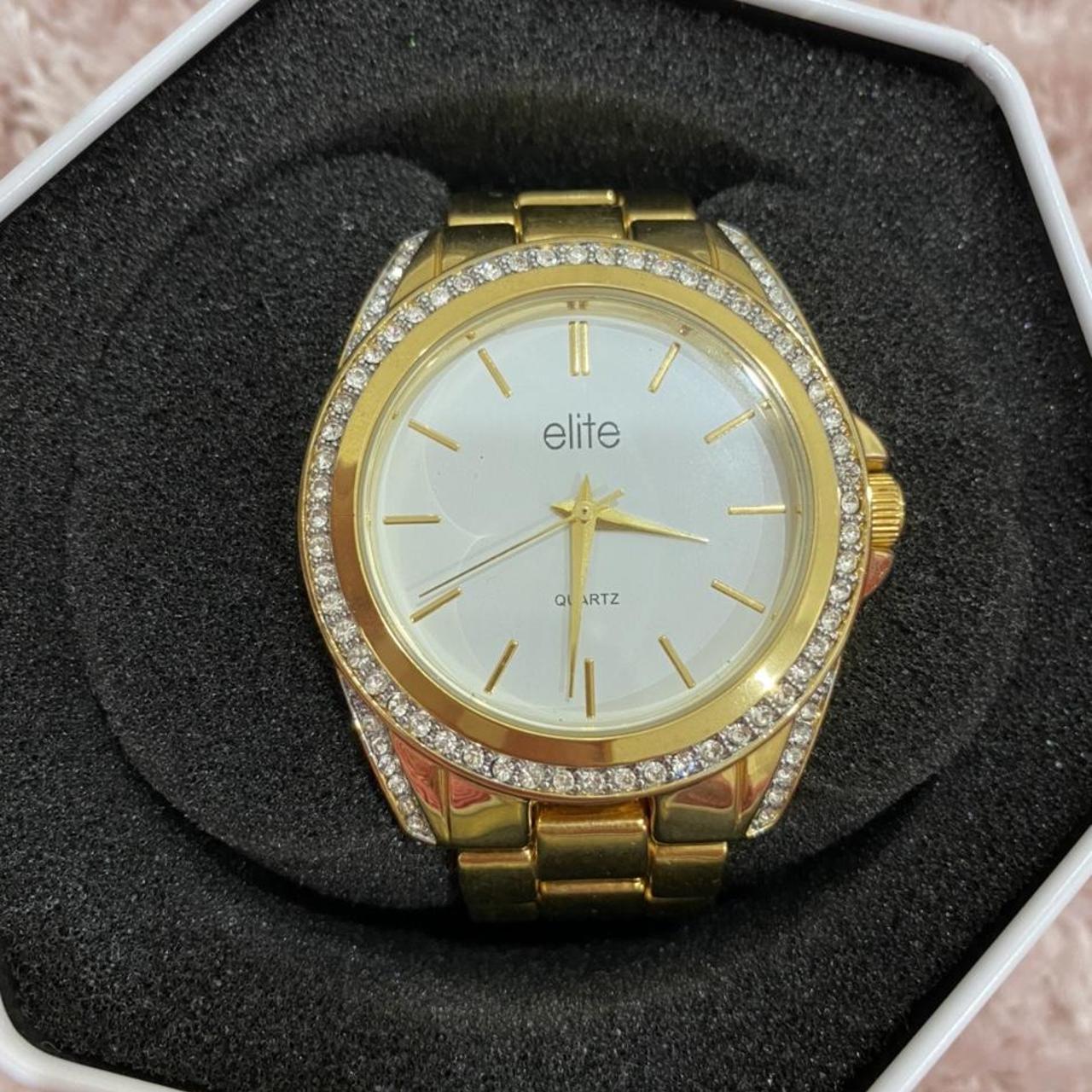 Elite women gold watch Comes with extra band links - Depop