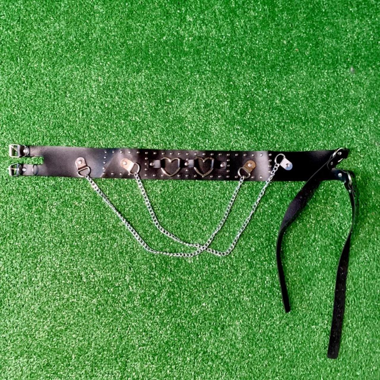 Super cute & edgy belt with dual chains and heart... - Depop