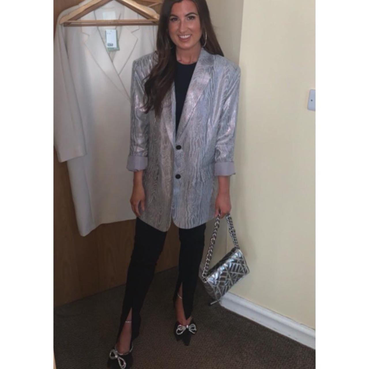 Oversized metallic silver blazer Size 6 with plenty... - Depop