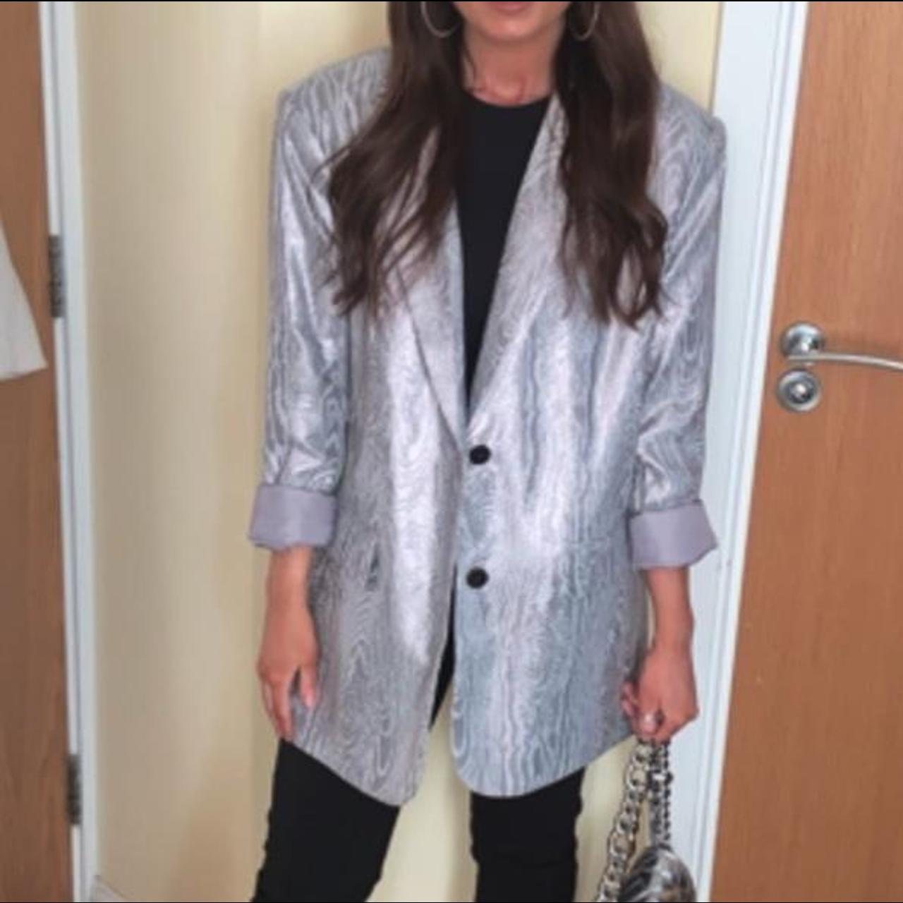 Oversized metallic silver blazer Size 6 with plenty... - Depop