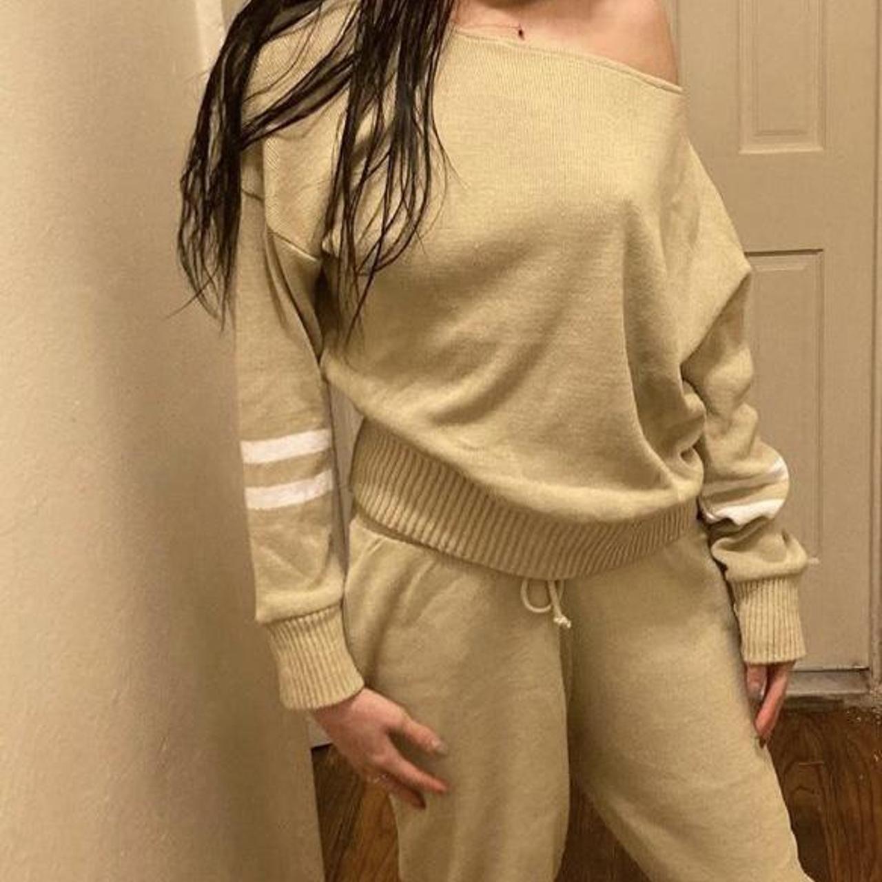 Pretty little thing lounge two piece set - Depop