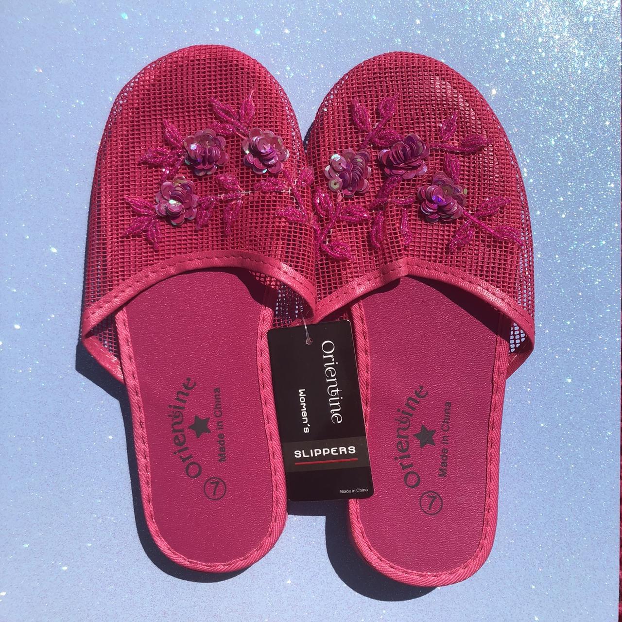Women's Pink Slippers | Depop