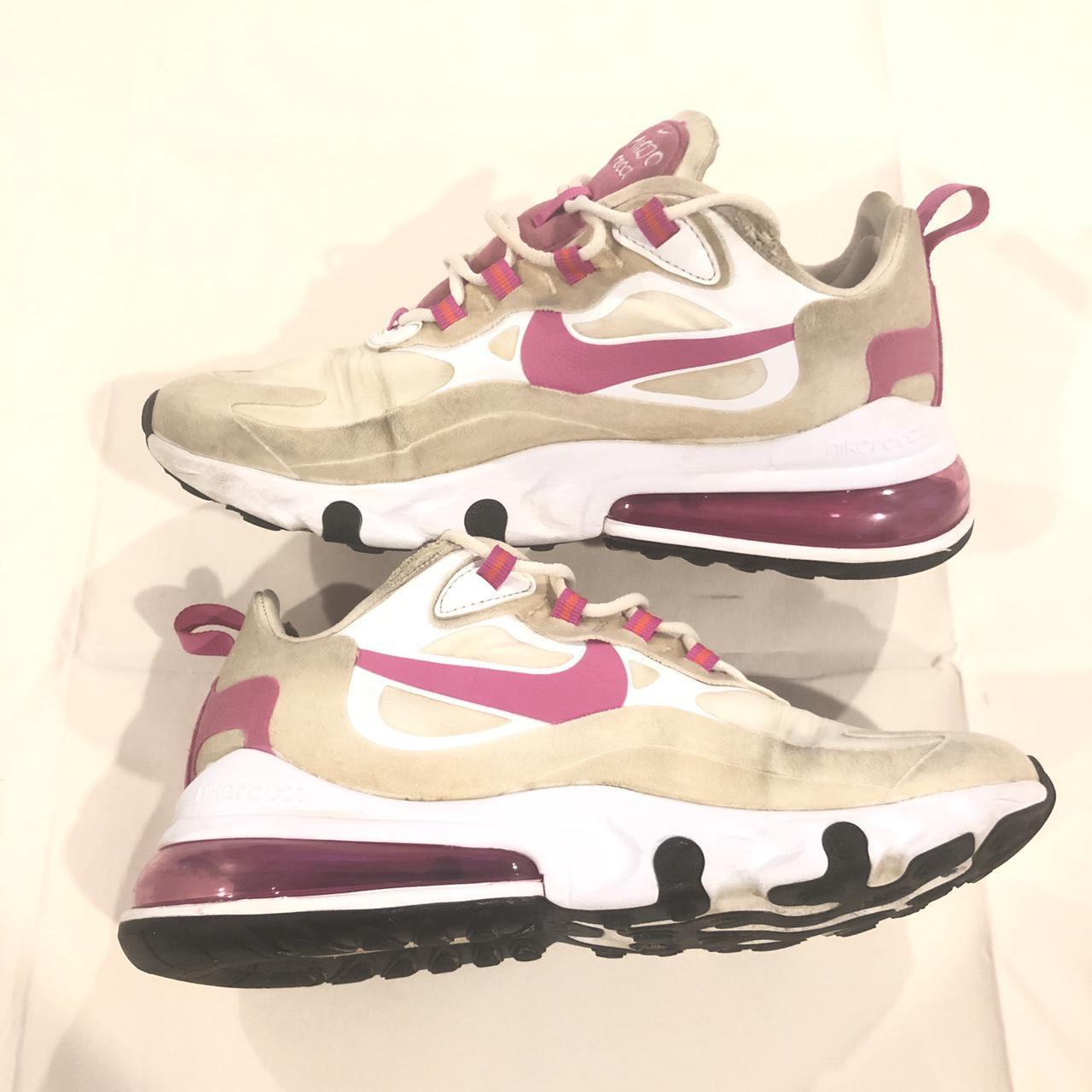 Nike Women's Cream and Pink Trainers | Depop