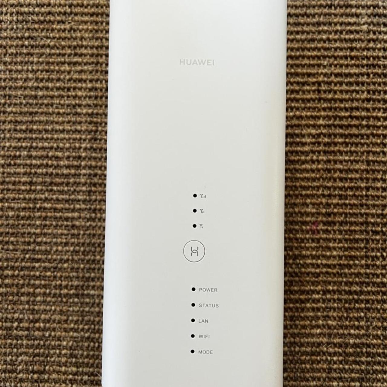 Optus HUAWEI 4G Wifi Router - Depop