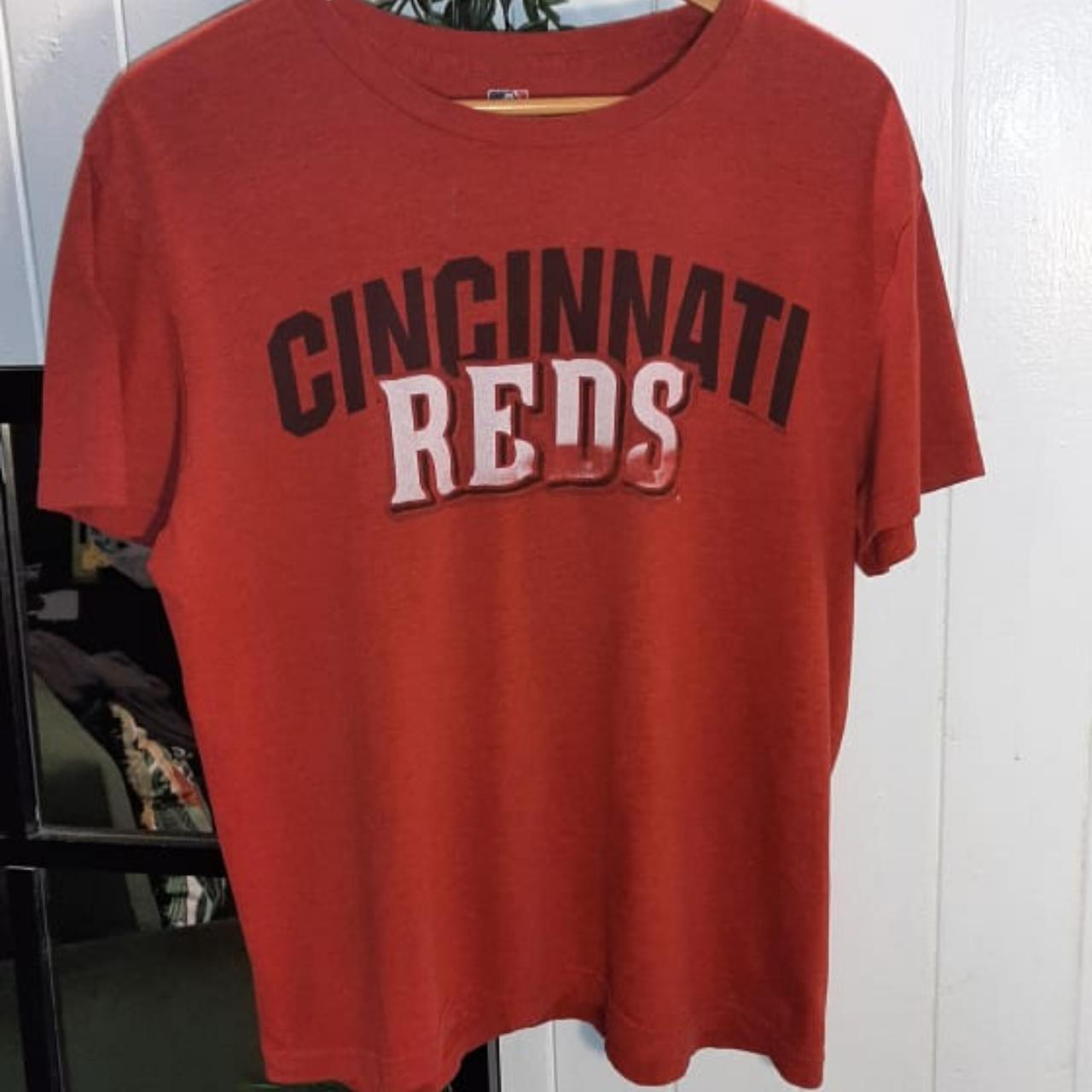Red Baseball T-shirt Cincinnati Reds Medium... - Depop