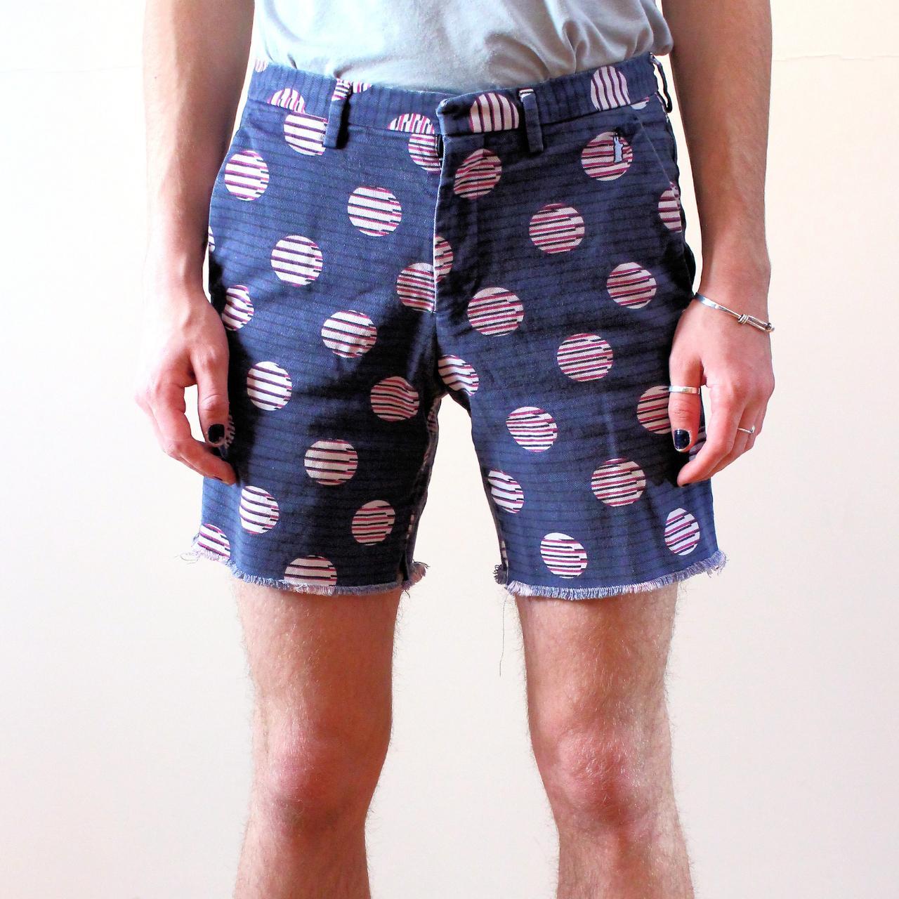 Kenzo Men's Grey and Pink Shorts | Depop