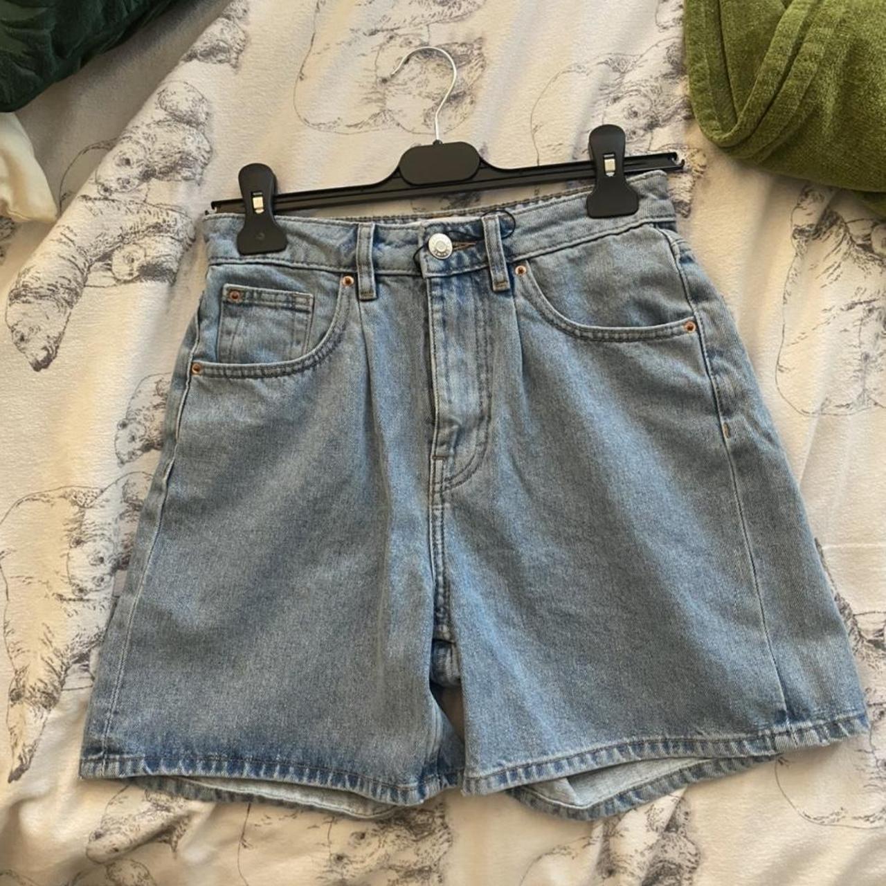 Women's Shorts | Depop