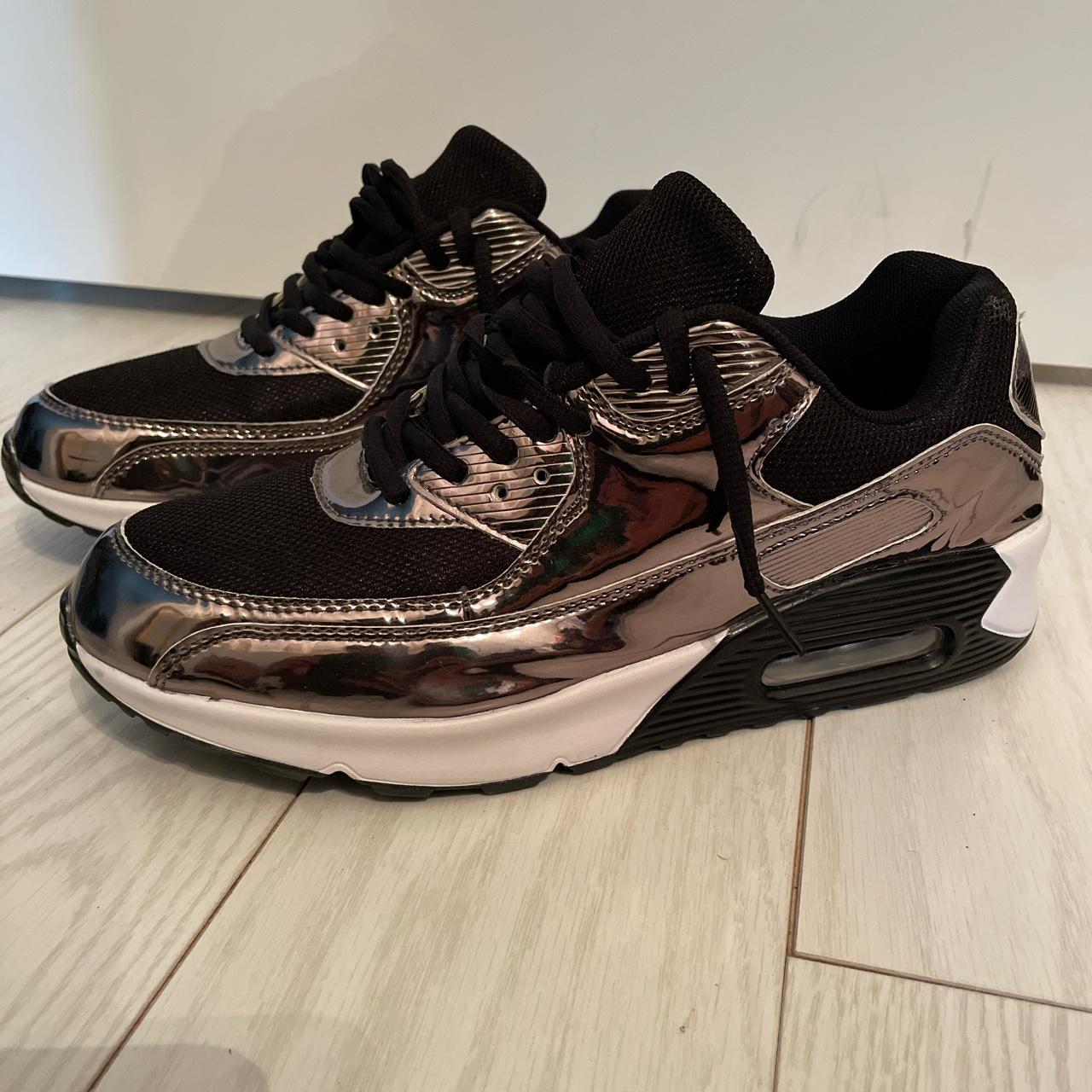 Similar Nike trainer off brand Fashion tennis shoe.... | Depop